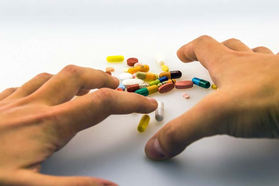 Automedicación: Riesgos y Consejos para un uso responsable
